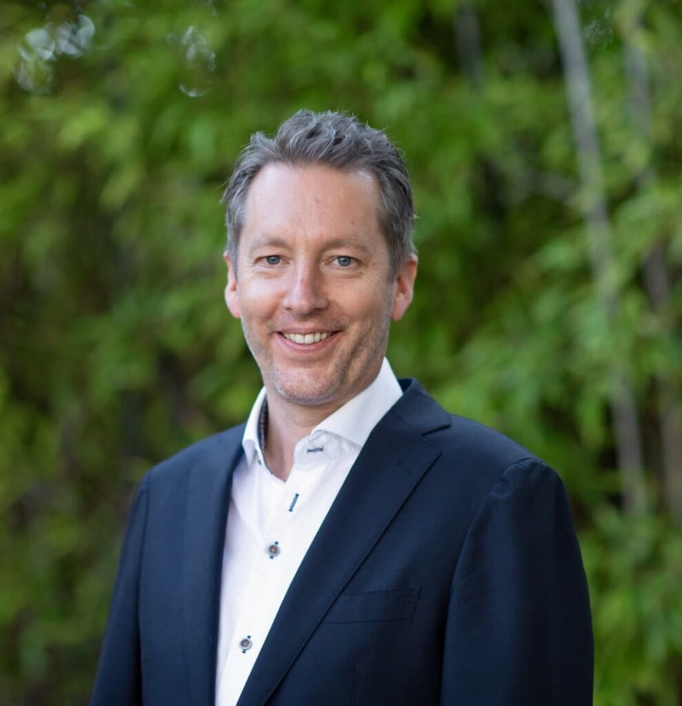 Authority Accelerator - Maxiality B2B SaaS Authority Marketing